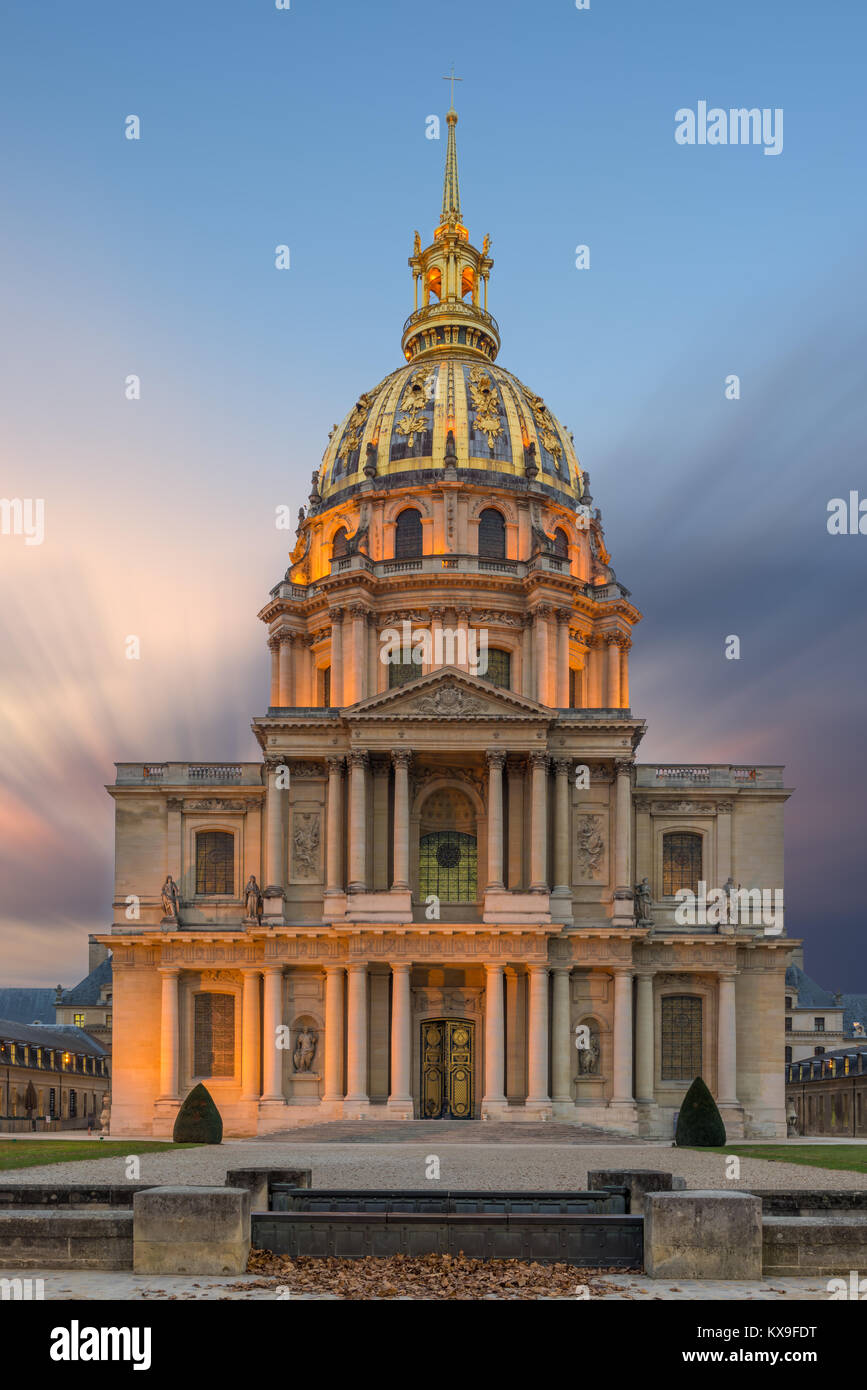 The invalides illuminated hi-res stock photography and images - Alamy
