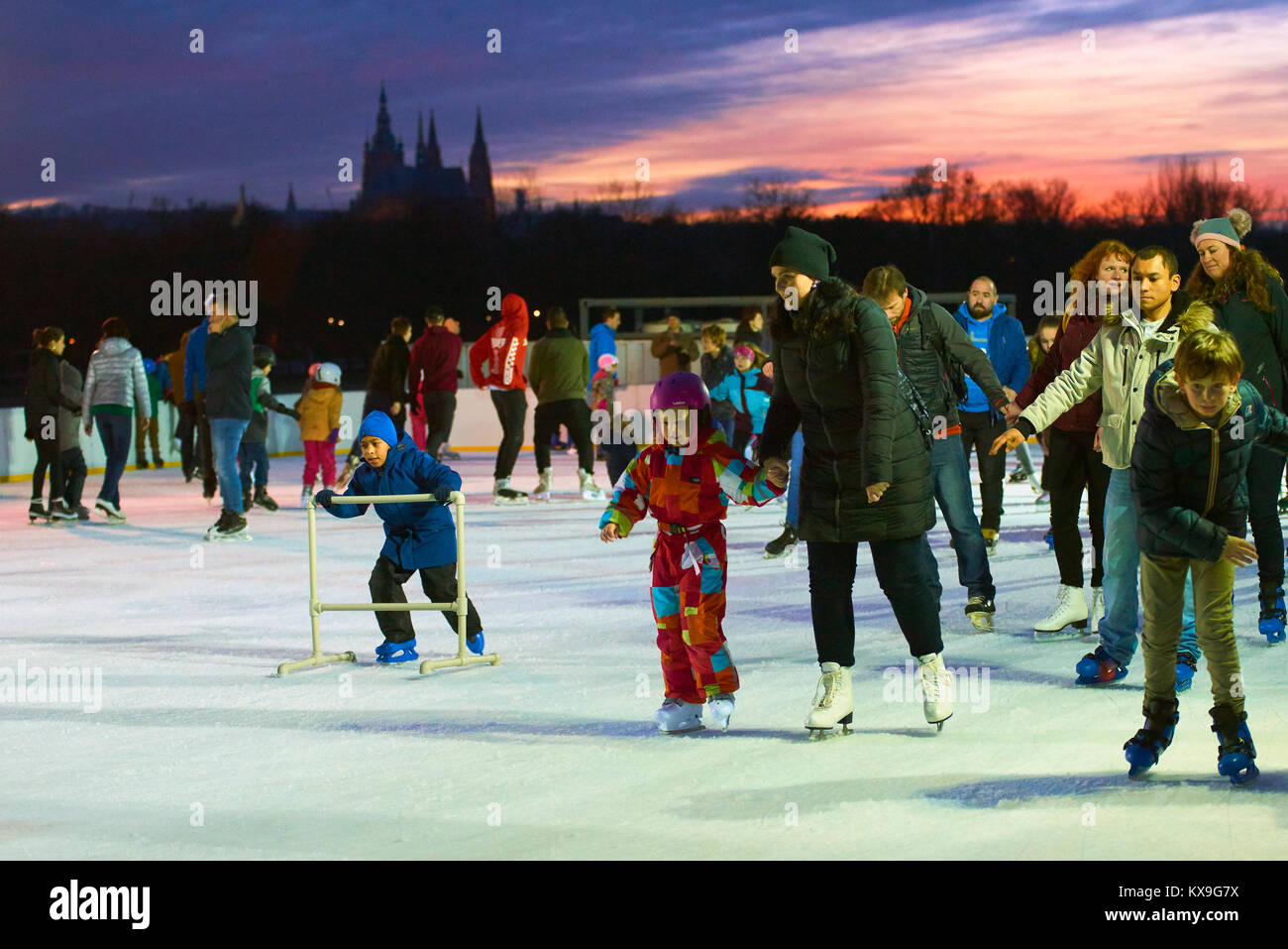 Background skaters hi-res stock photography and images - Alamy