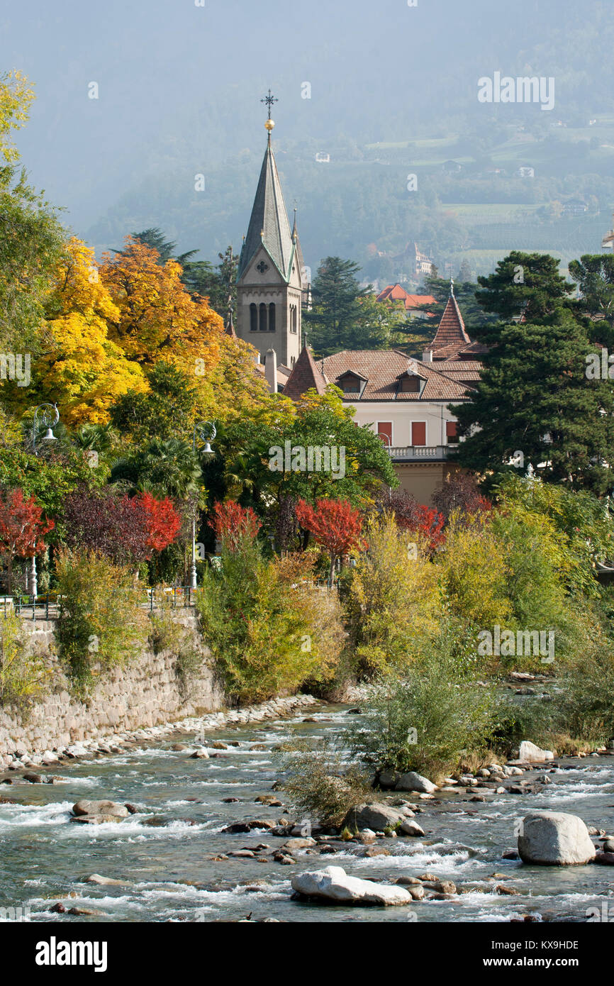 Italien, Südtirol, Meran, Promenade an der Passer Stock Photo - Alamy