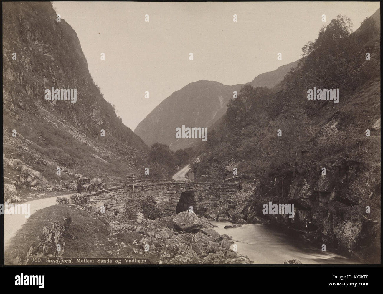 This photograph depicts the Søndfjord region between Sande and Vadheim ...