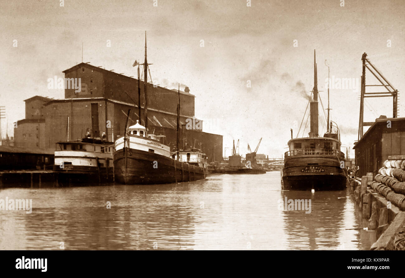 Chicago docks, early 1900s Stock Photo - Alamy