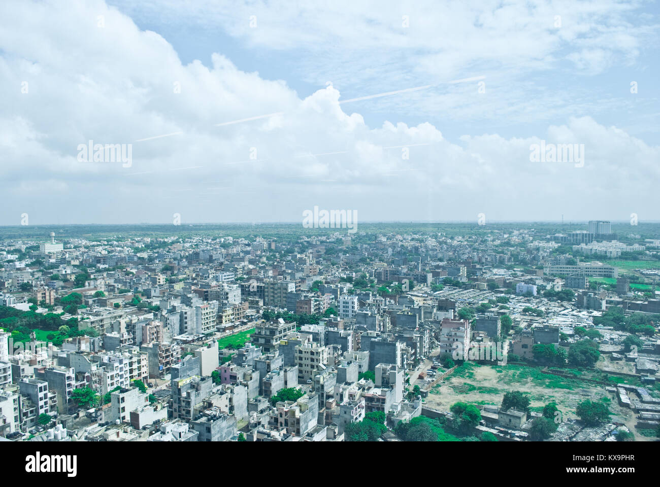 Gurugram modern buildings hi-res stock photography and images - Alamy