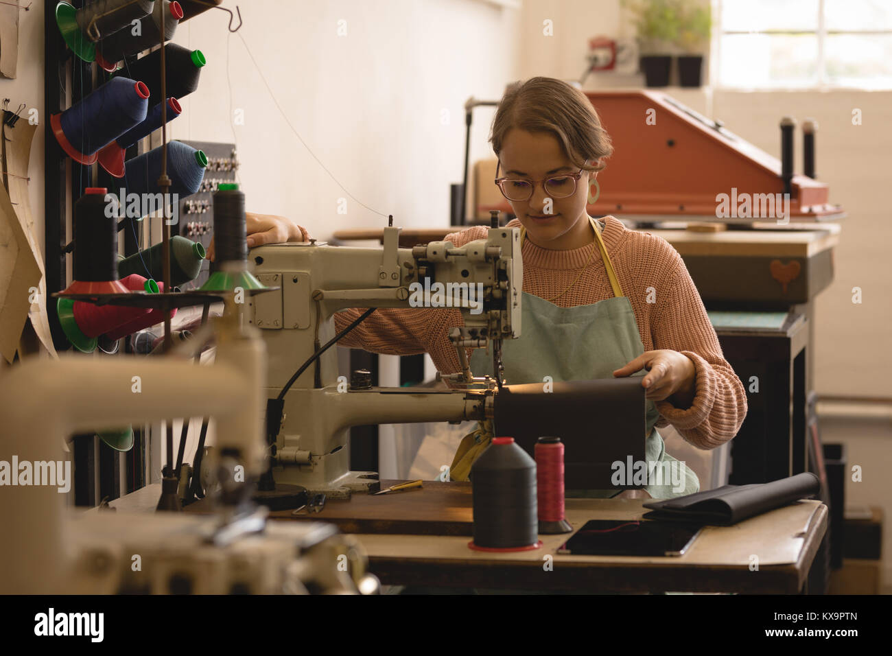 Digital sewing machine hi-res stock photography and images - Alamy