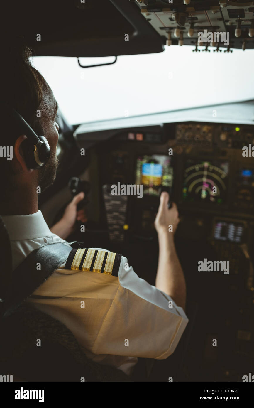 Flying an airplane hi-res stock photography and images - Alamy