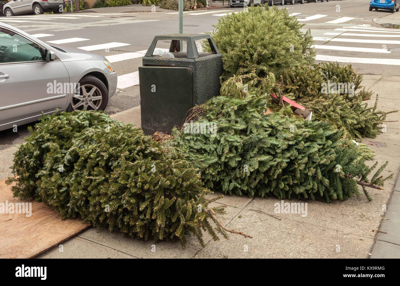 California urban trash hi-res stock photography and images - Alamy