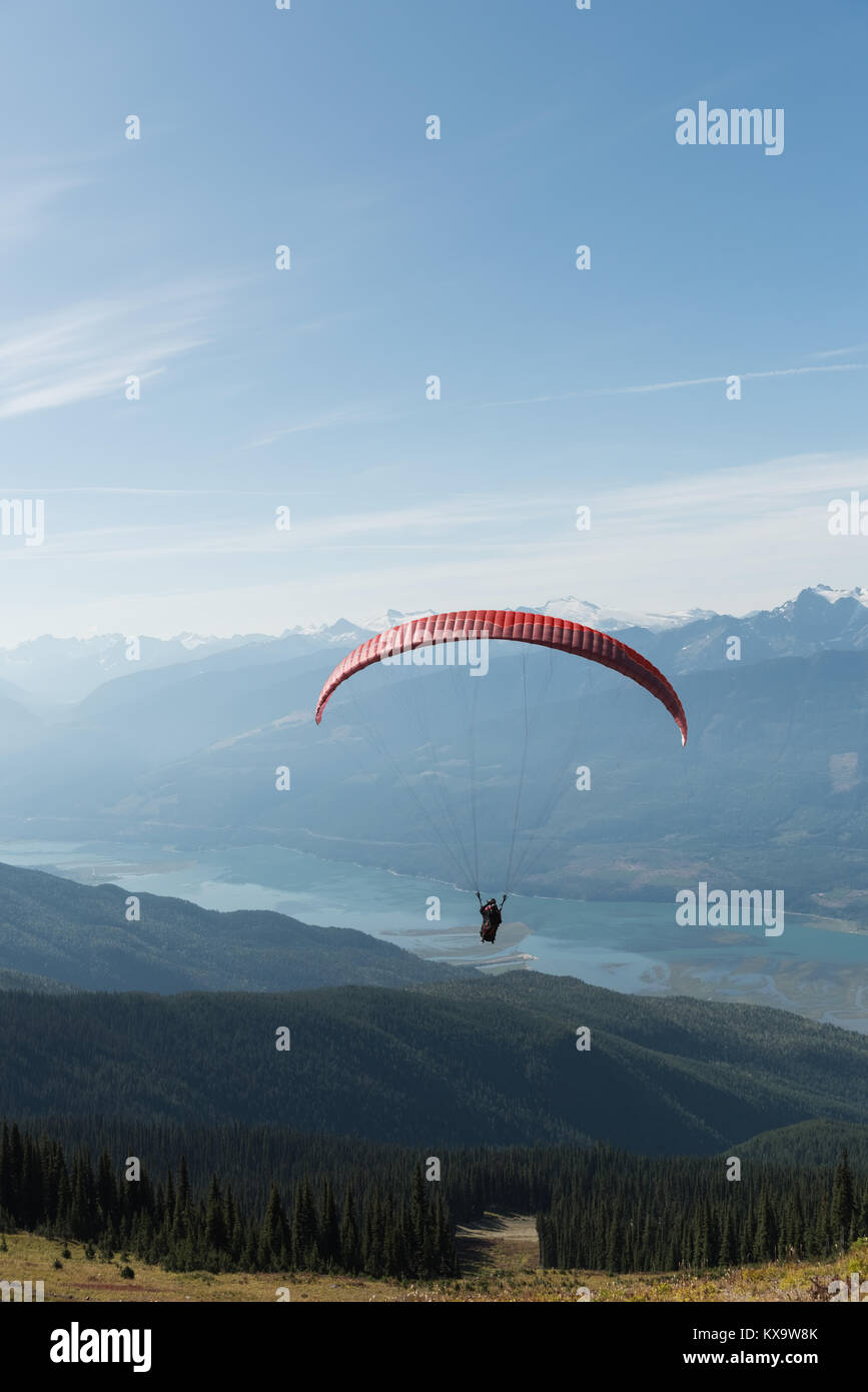 Flying over mountain hi-res stock photography and images - Alamy