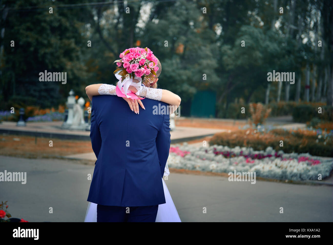 nice wedding bouquet in bride's hand Stock Photo - Alamy