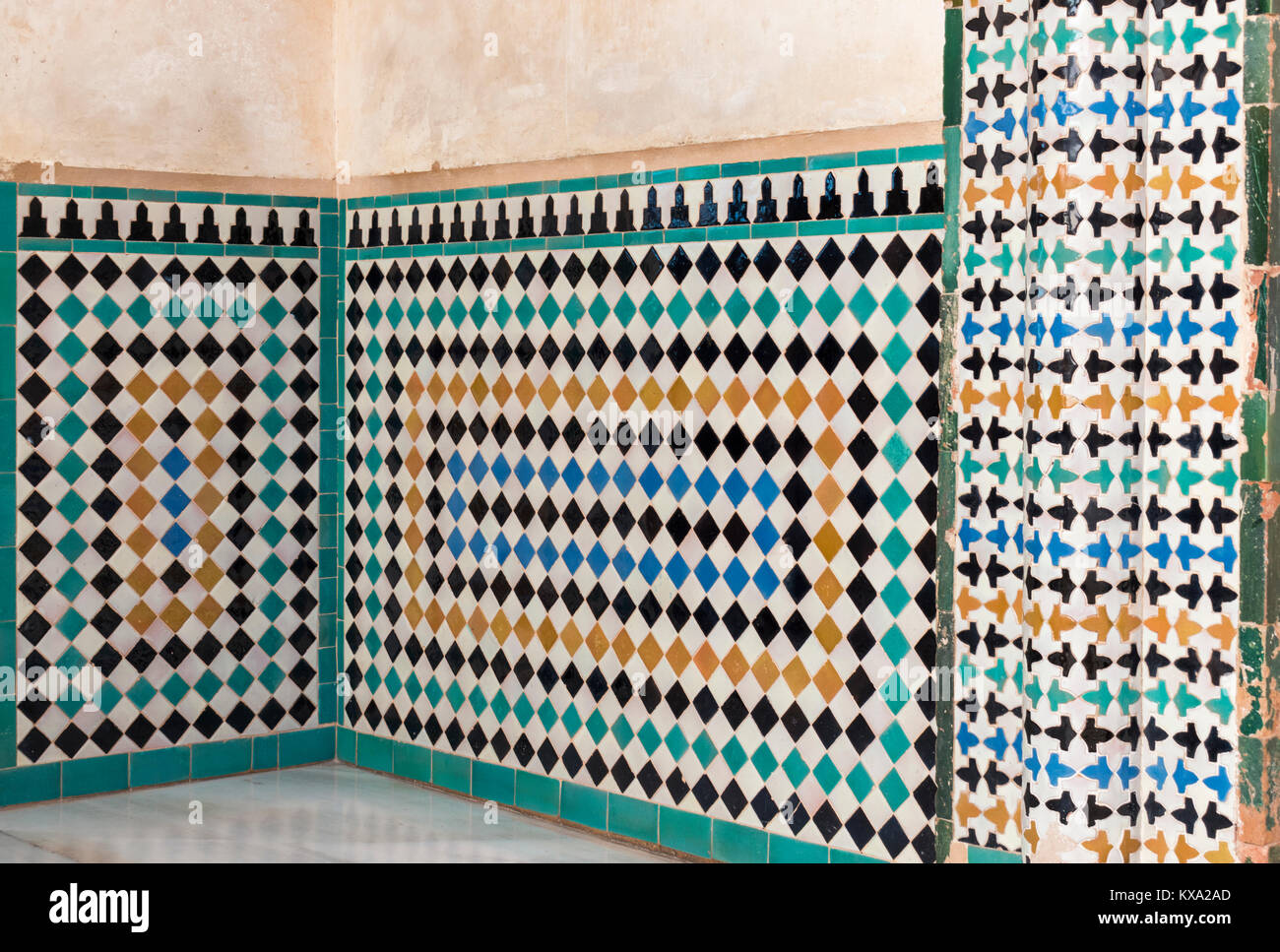 Wall tiles alhambra palace spain hi-res stock photography and images ...