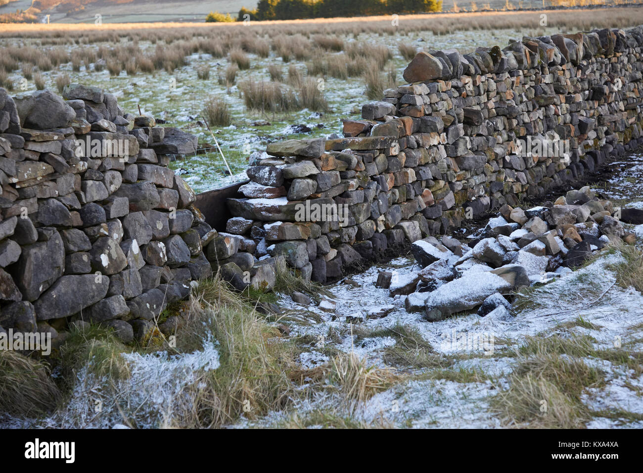 Peat stone wall hi-res stock photography and images - Alamy
