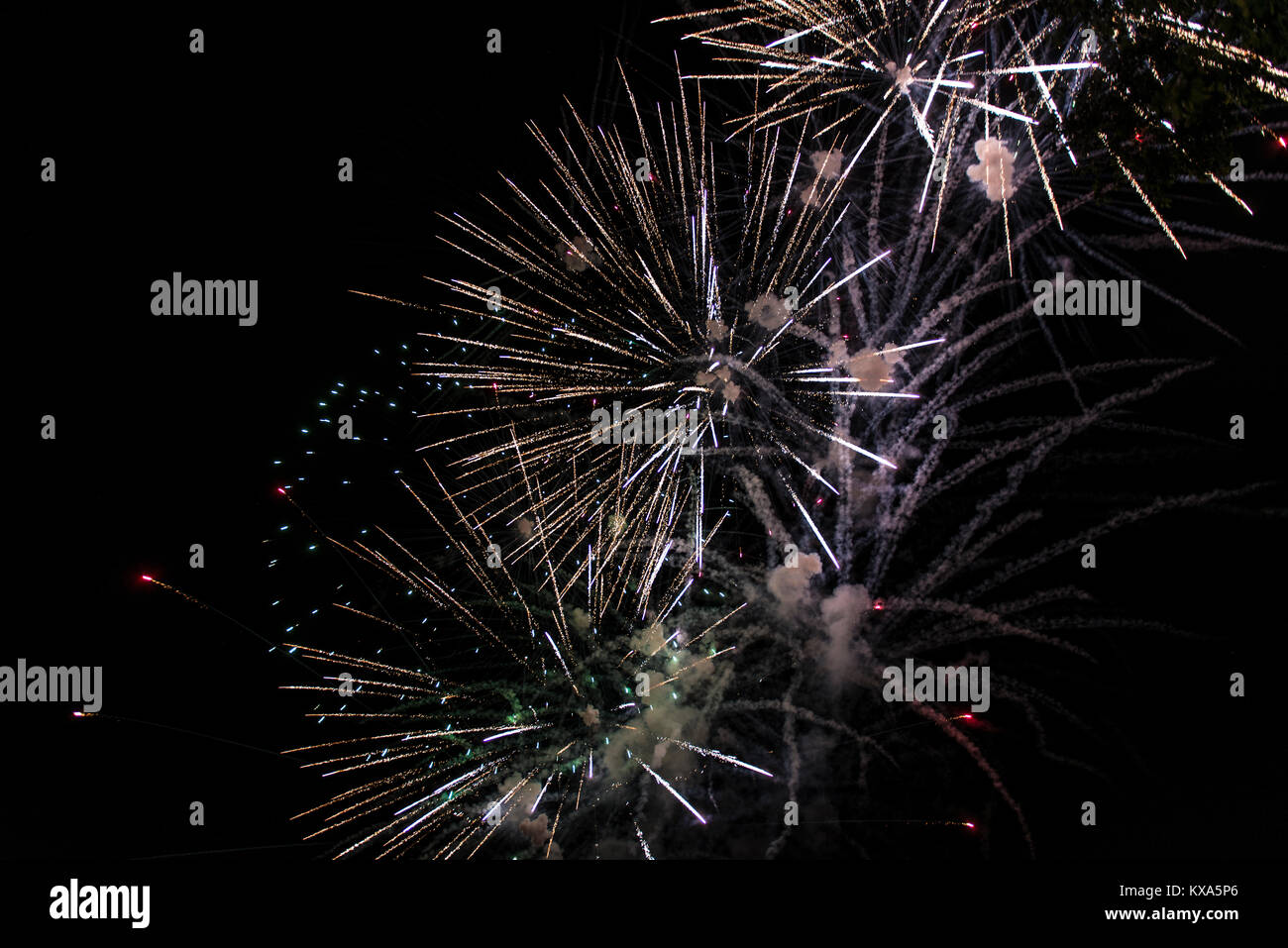 Golden firework happy new hi-res stock photography and images - Alamy