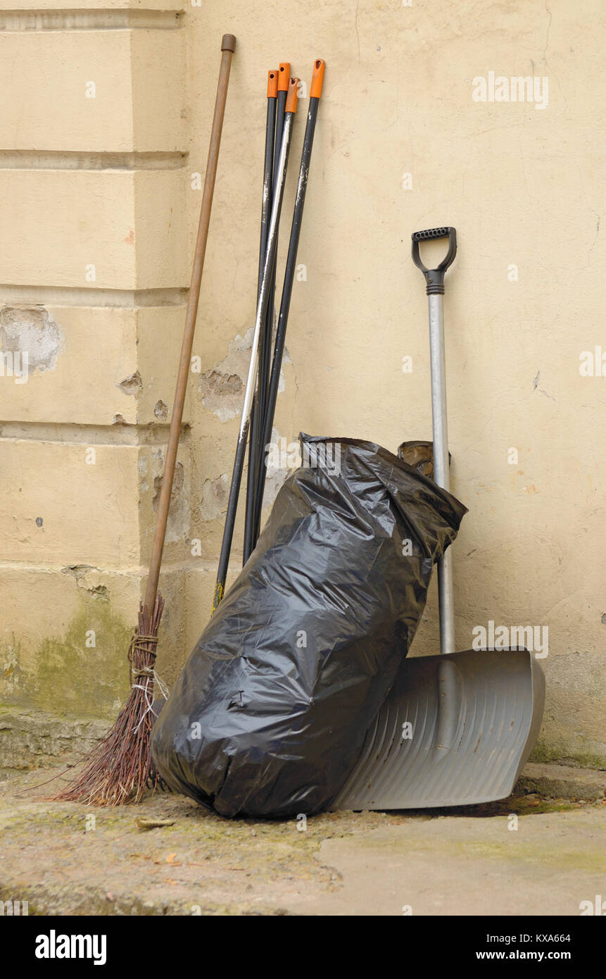 Janitor tools hi-res stock photography and images - Alamy