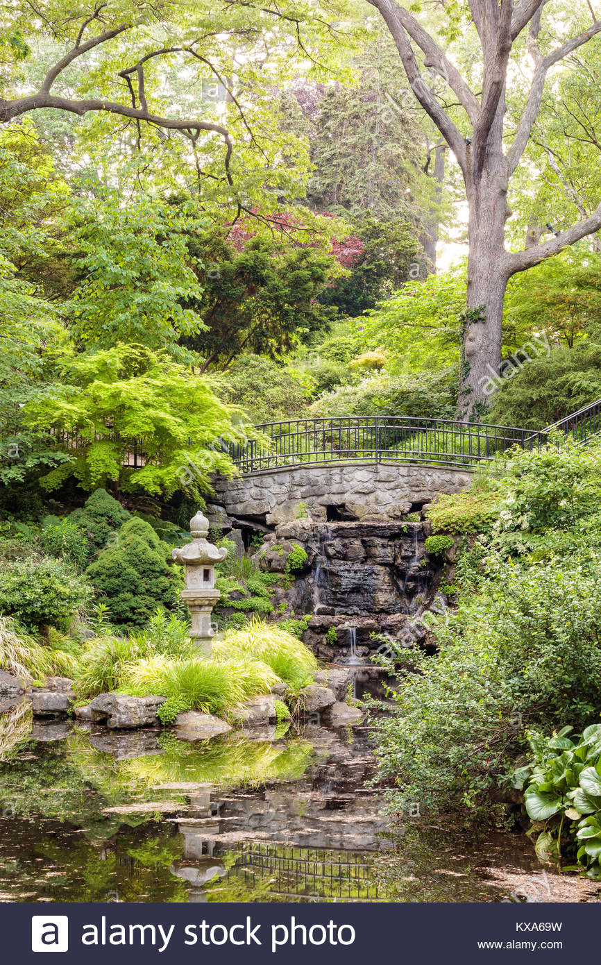 Formal Garden High Resolution Stock Photography and Images - Alamy