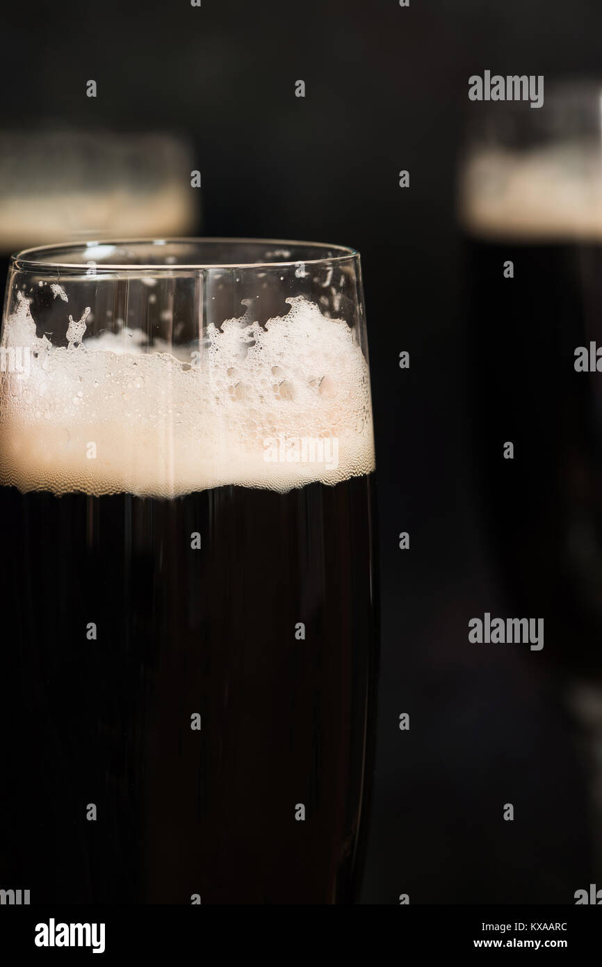 Black Velvet - stout and champagne cocktail Stock Photo - Alamy