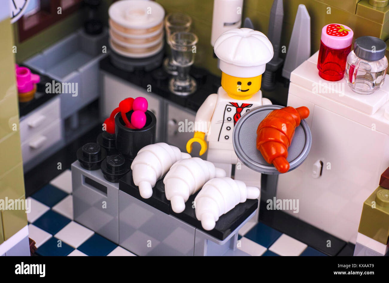 Lego chef figure hi-res stock photography and images - Alamy