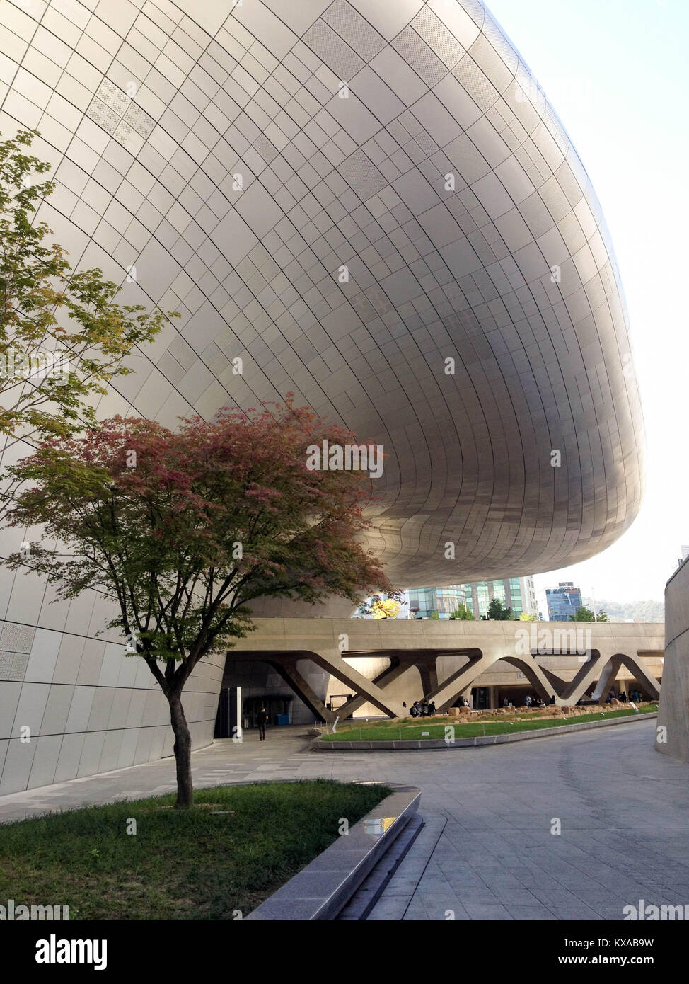 Dongdaemun design plaza hi-res stock photography and images - Alamy