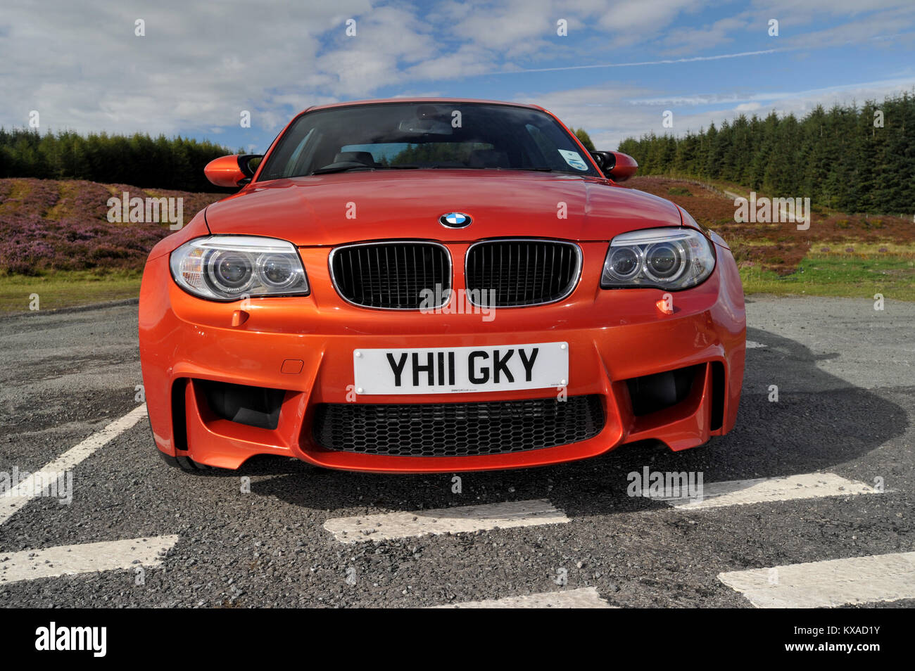 Sports car bmw hi-res stock photography and images - Alamy