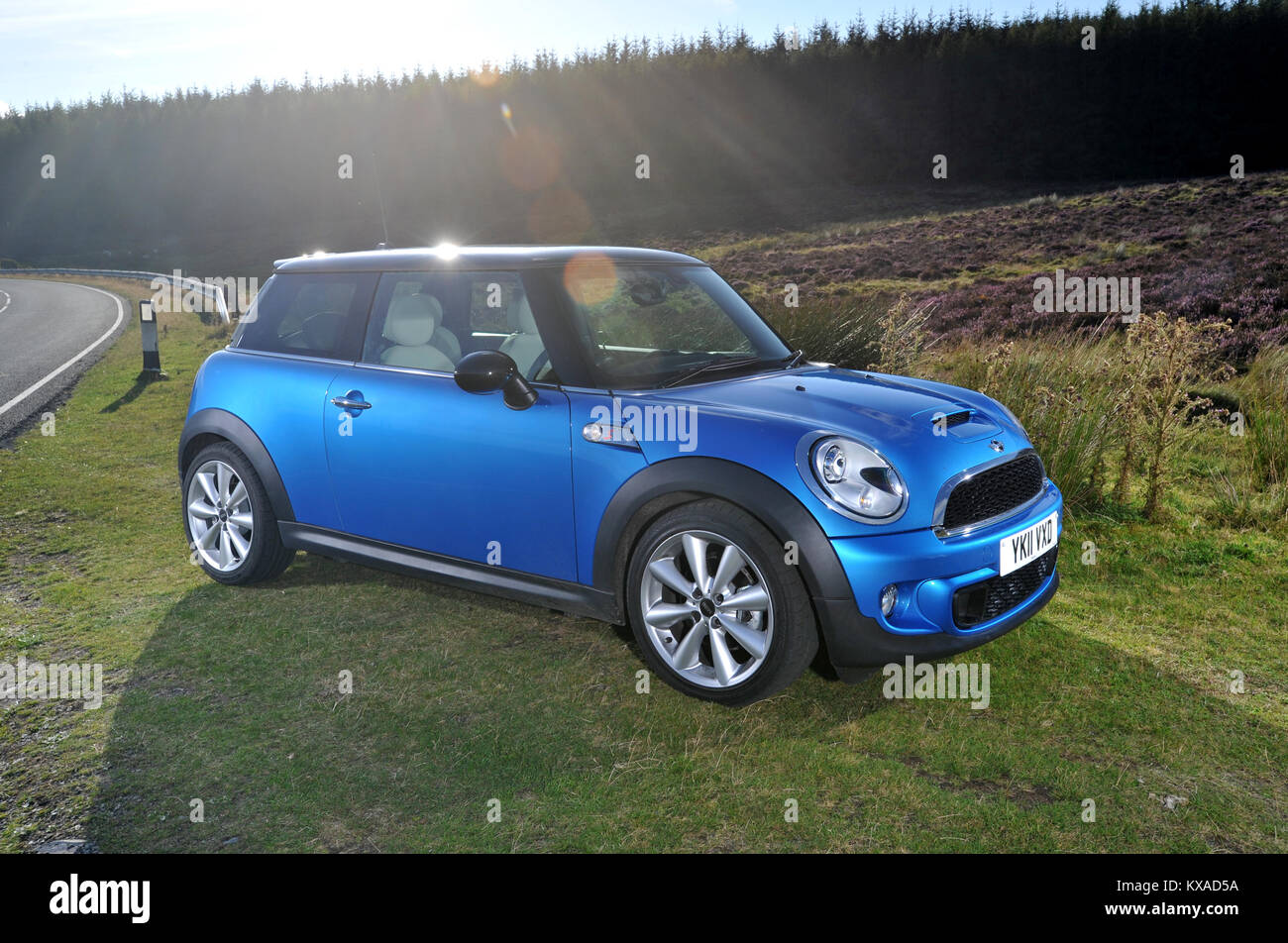 British mini cooper hi-res stock photography and images - Alamy