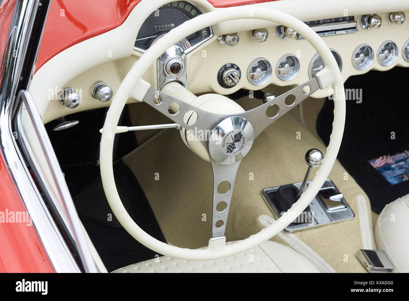 1957 chevy corvette hi-res stock photography and images - Alamy