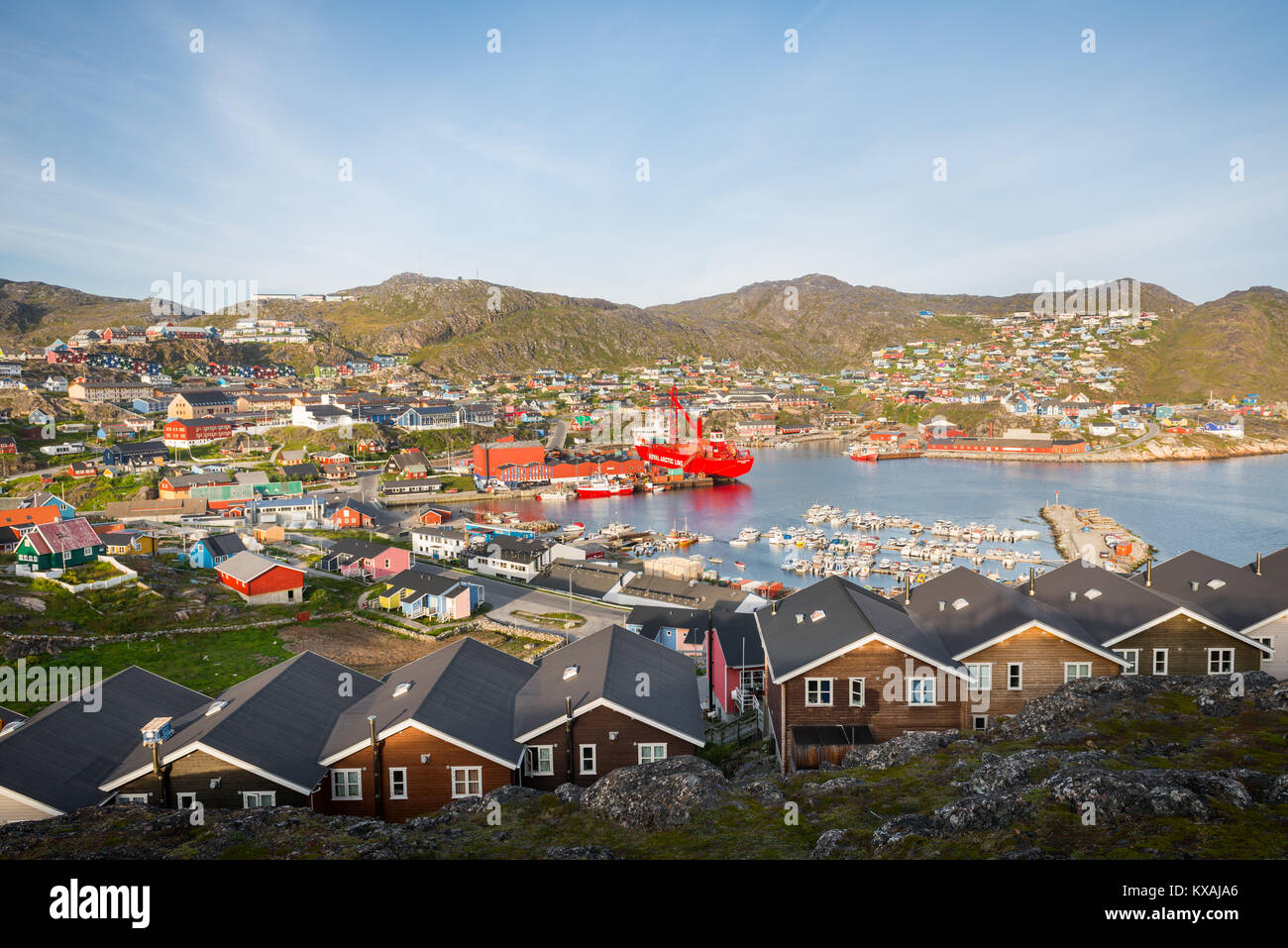 Colourful houses and harbour, Maniitsoq, West Greenland, Greenland ...