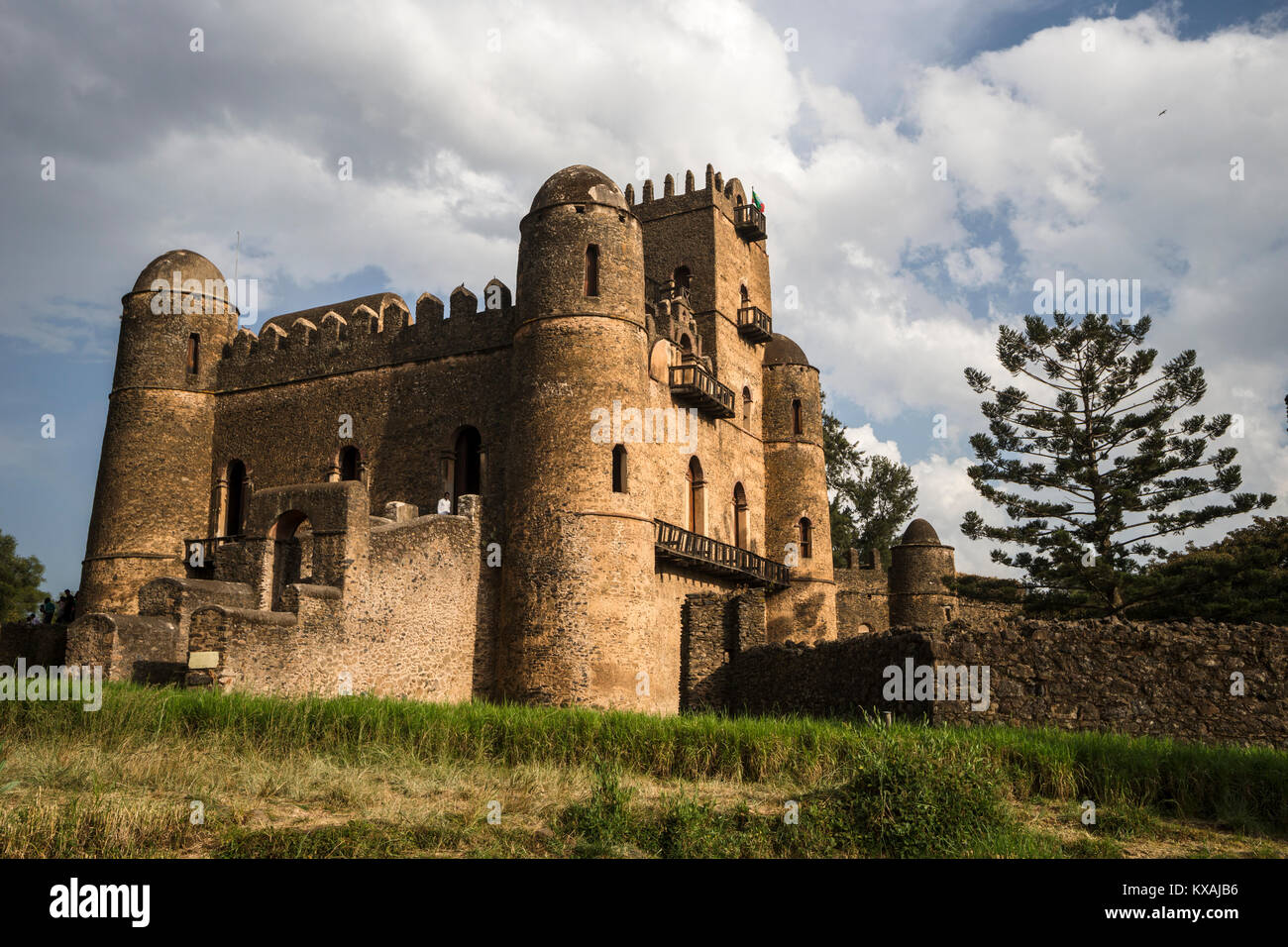 Gonder gondar ethiopia ruin hi-res stock photography and images - Alamy