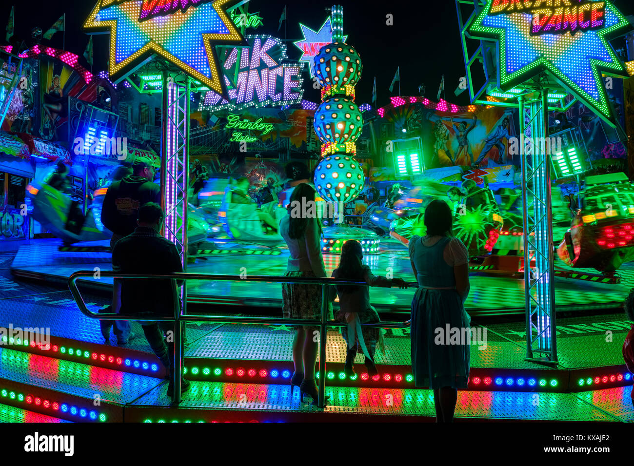 Fairground ride Breakdance, Oktoberfest, Wiesn, Munich, Upper Bavaria ...