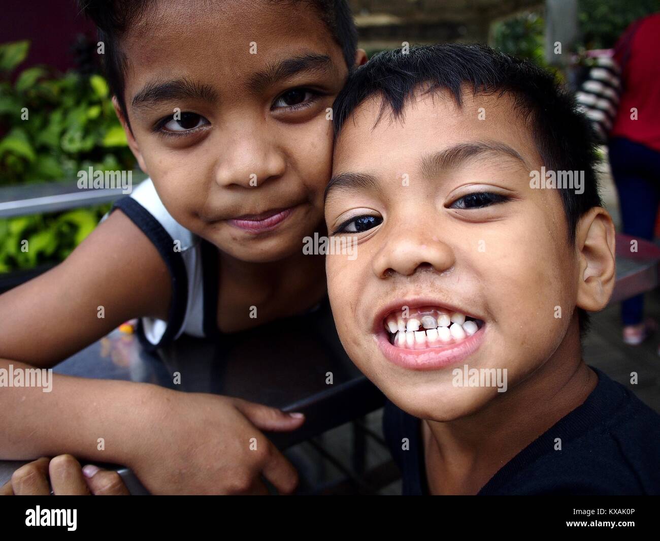 Filipino Smile Stock Photos & Filipino Smile Stock Images - Alamy