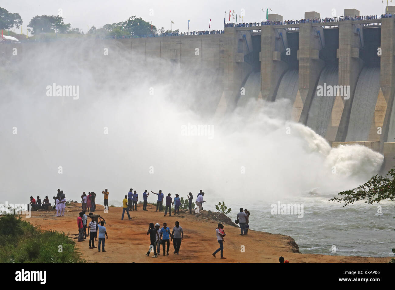 Sri lanka kalu ganga hi-res stock photography and images - Alamy