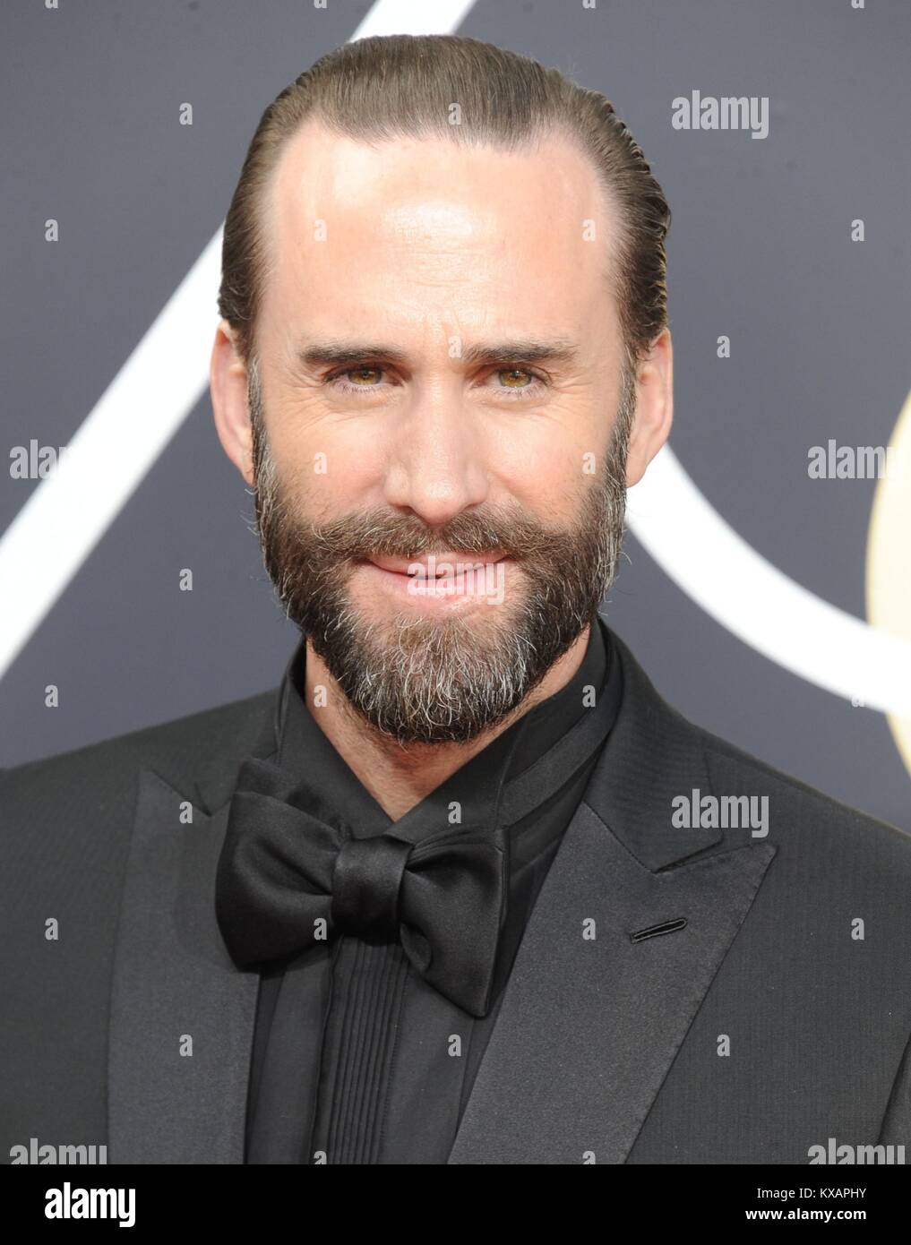 Beverly Hills, CA. 7th Jan, 2018. Joseph Feinnes at arrivals for 75th ...