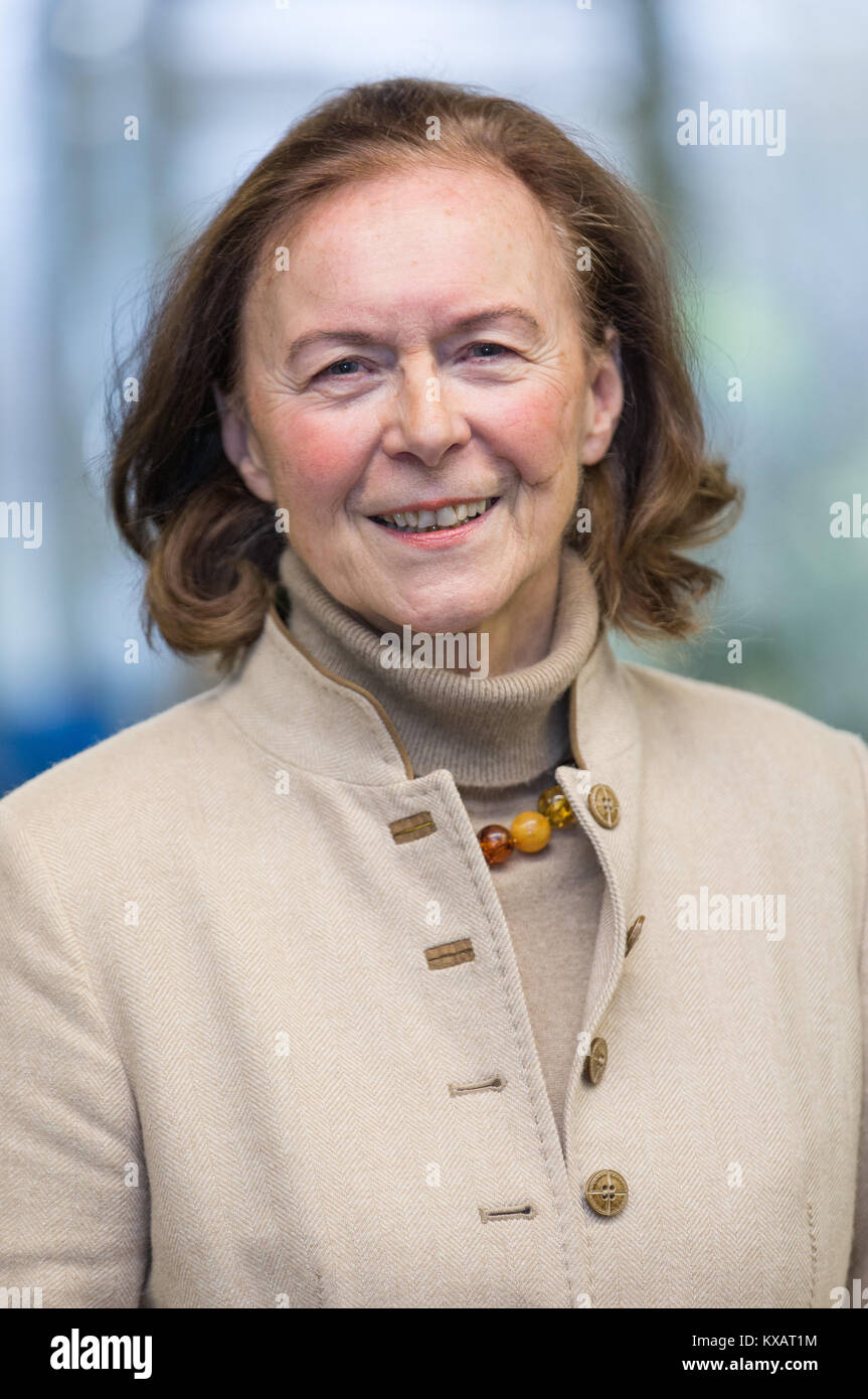 Wallenhorst, Germany. 15th Dec, 2017. Maria Kaminski, chairwoman of the ...