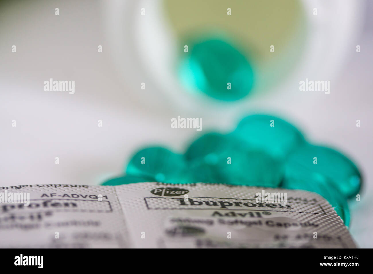 Nsaids hi-res stock photography and images - Alamy