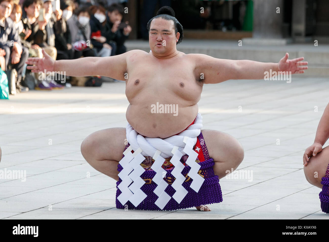 Top sumo wrestlers hi-res stock photography and images - Alamy