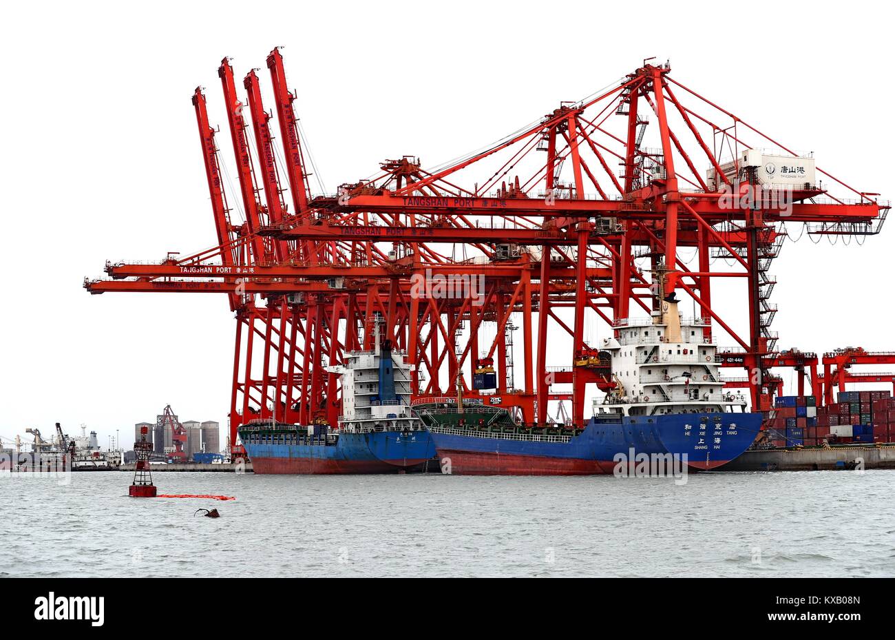 Jingtang harbor hi-res stock photography and images - Alamy