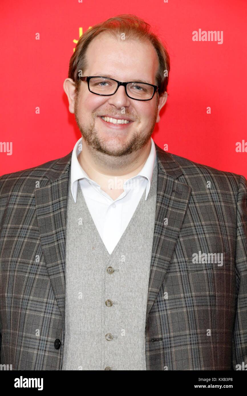 Los Angeles, CA, USA. 8th Jan, 2018. Dominic Burgess at arrivals for FX ...