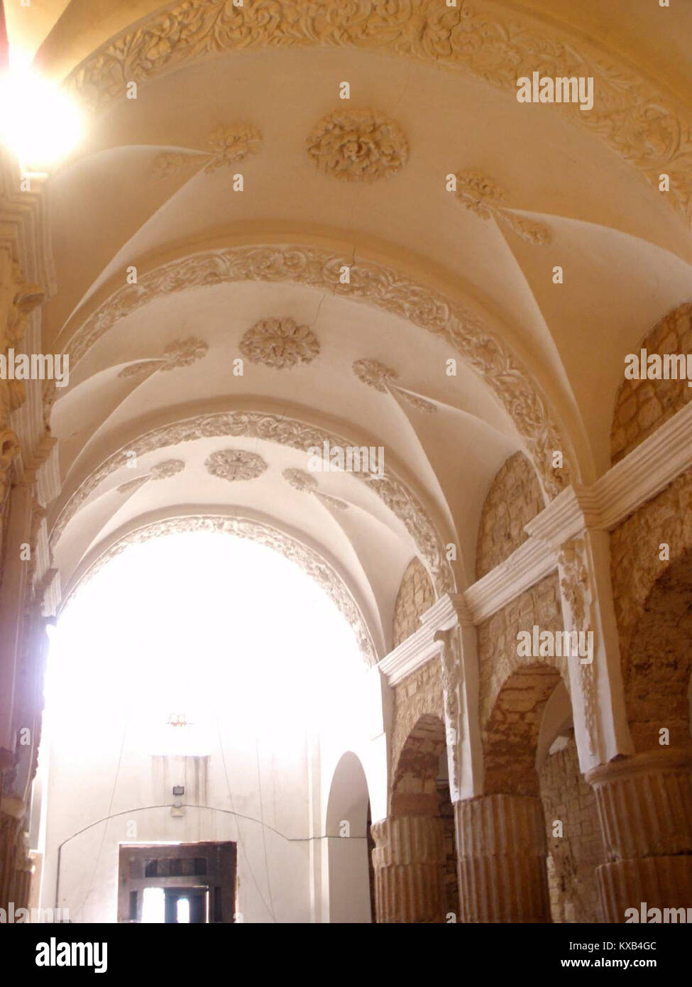 Basílica de Santa María de los Arcos (Tricio, La Rioja) 02 Stock Photo ...