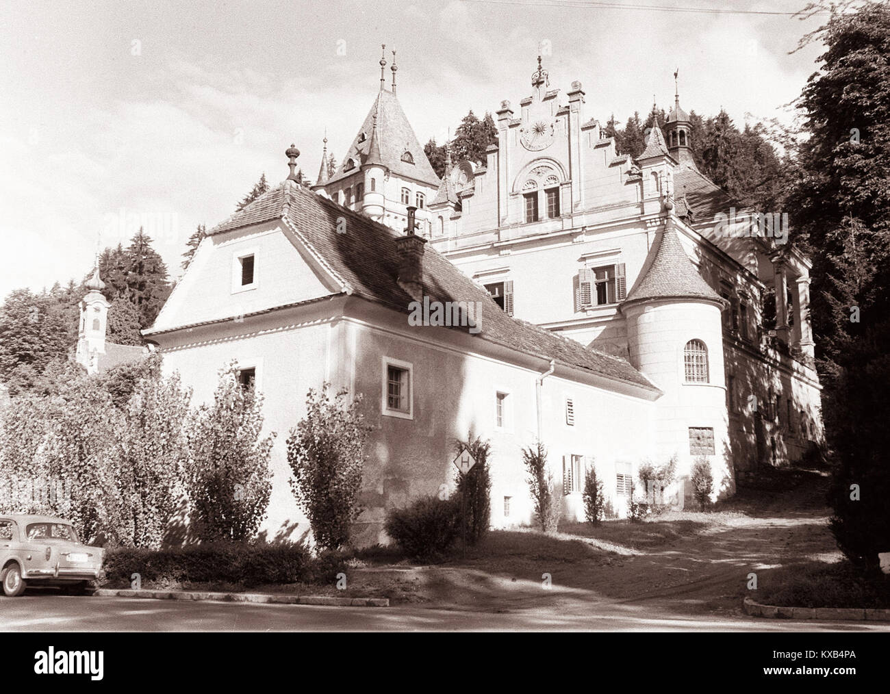 Grad Viltuš na Slemenu blizu Maribora 1961 Stock Photo - Alamy