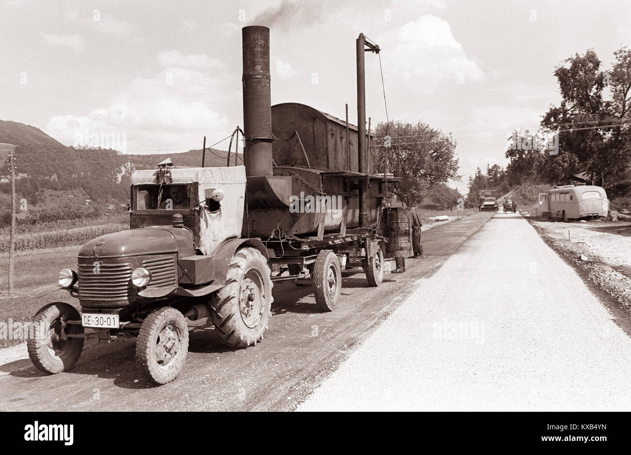 Gradnja turistične ceste Arja vas - Velenje 1961 Stock Photo - Alamy
