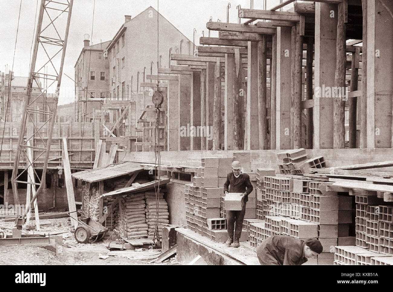 1960s building construction hi-res stock photography and images - Alamy