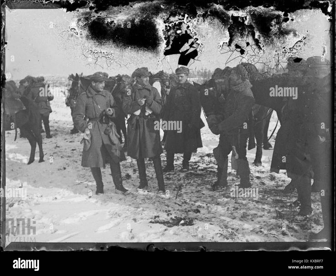 Photograph from 1918 showing Polish soldiers marching between Oszechlib ...