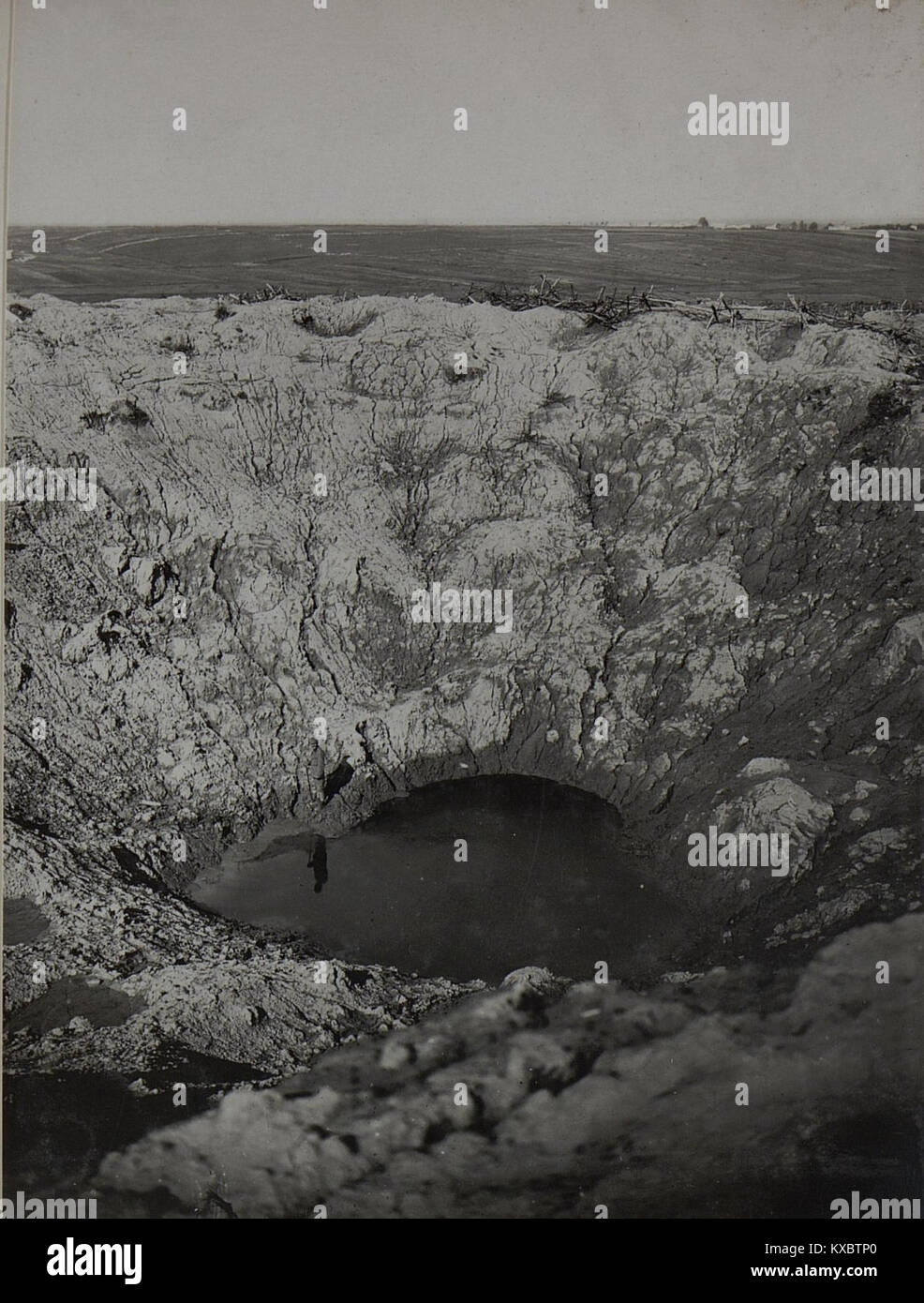 Photograph of a shell crater (Sprengtrichter) on Mogilahöhe near ...