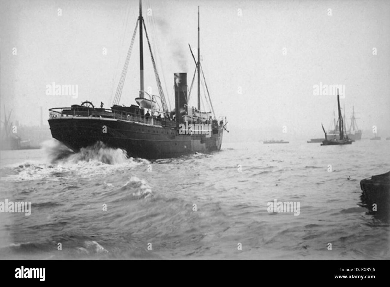 Ss thames hi-res stock photography and images - Alamy