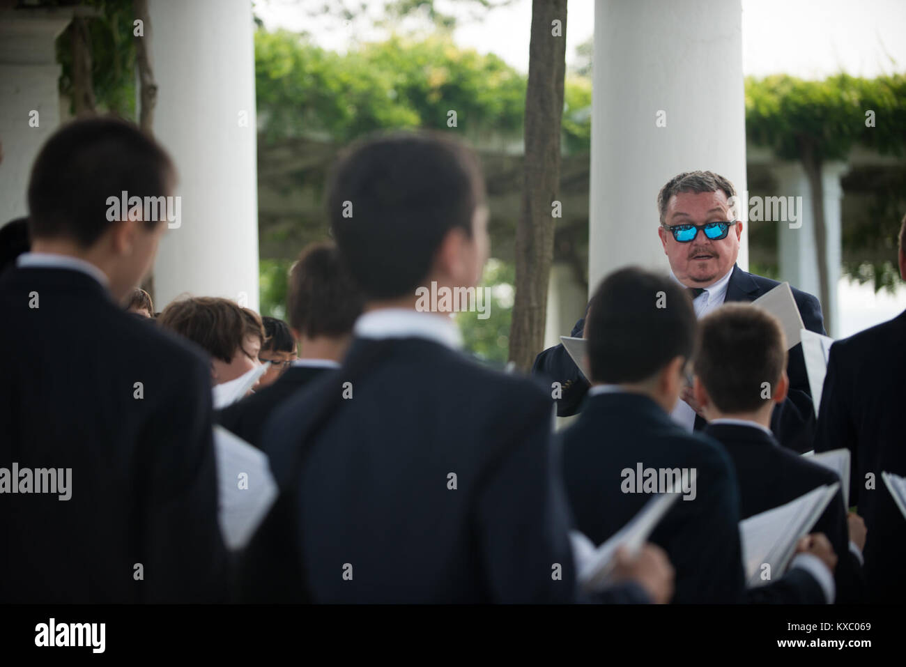 Choir tribute hi-res stock photography and images - Alamy