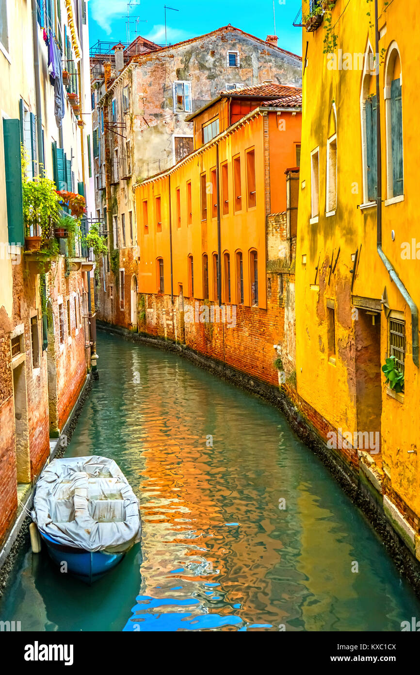 Gondola Tourists Colorful Small Canal Bridge Buildings Boats ...