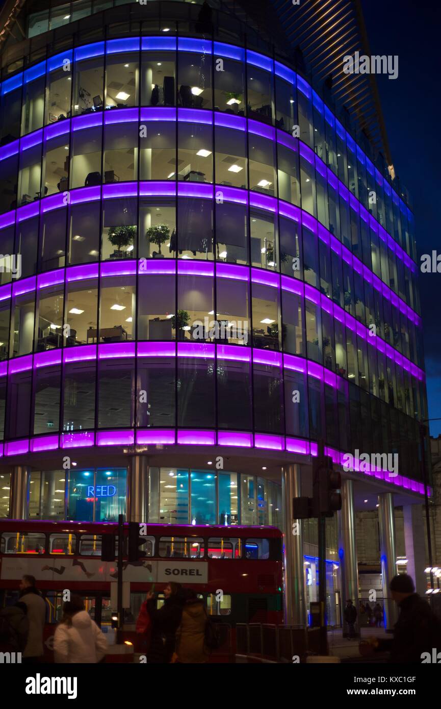 Victoria, Green Park, London Stock Photo - Alamy