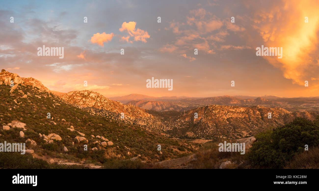 Brilliant sunset near Lakeside in California Stock Photo - Alamy
