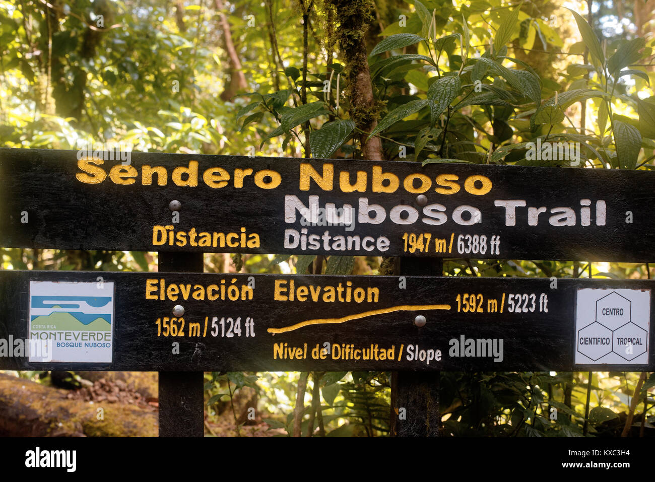 Signpost and information in the Monteverde Cloud Forest reserve in ...