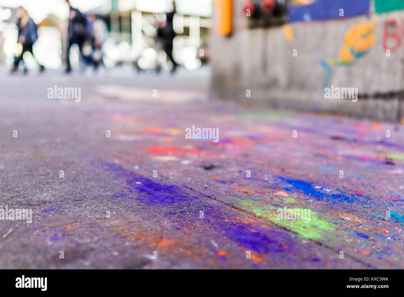 Sidewalk new york chalk hi-res stock photography and images - Alamy