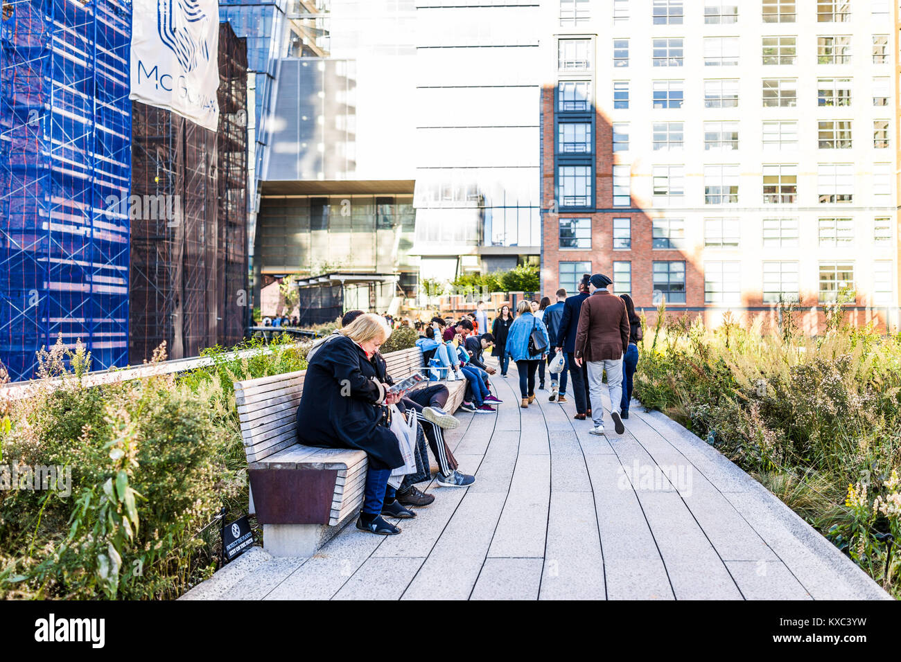 New York City, USA - October 27, 2017: Highline, high line, urban ...