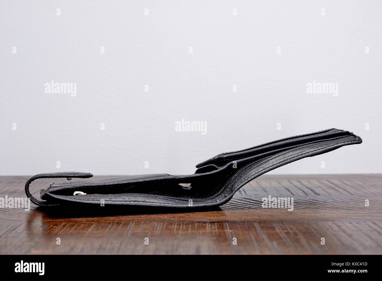A studio photo of a mans wallet Stock Photo - Alamy