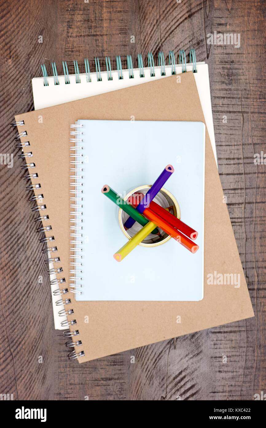 A studio photo of a sketch pad Stock Photo - Alamy