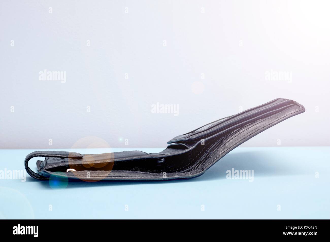 A studio photo of a mans wallet Stock Photo - Alamy